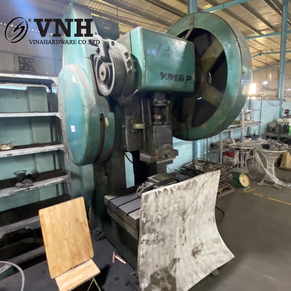 Large mechanical stamping machine 120 tons | Vinahardware - Auxiliary ...