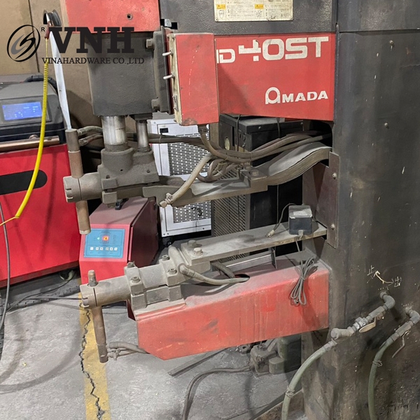 Stopper welding machine with cooling | Vinahardware - Auxiliary industry