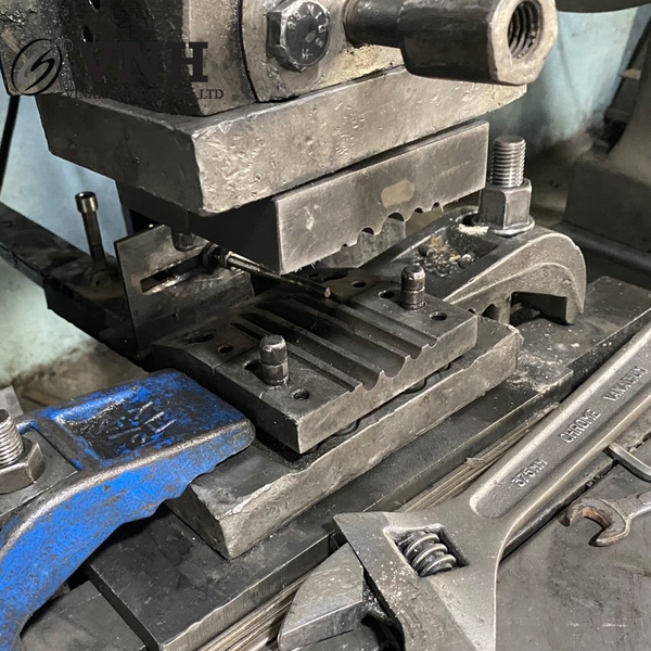 Steel Bending Molds | Vinahardware - Auxiliary industry