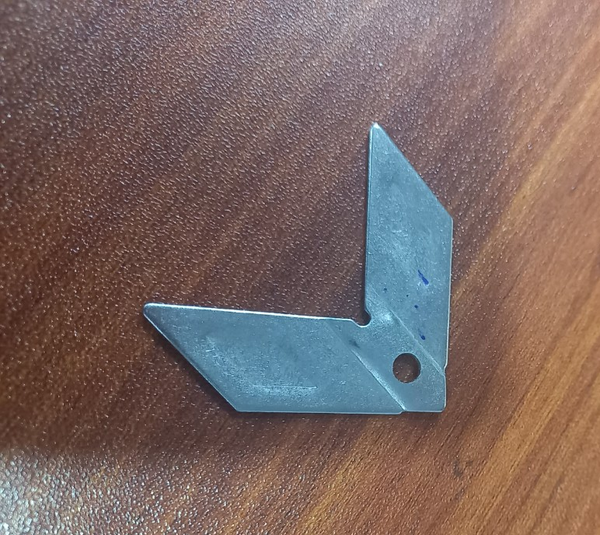 Ke góc - ke tăng cứng CÔNG TY CỔ PHẦN KHOA HỌC CÔNG NGHIỆP ĐẠI NAM