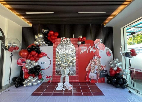 Background Trang Trí Sinh Nhật Người Lớn Tại Hà Nội
