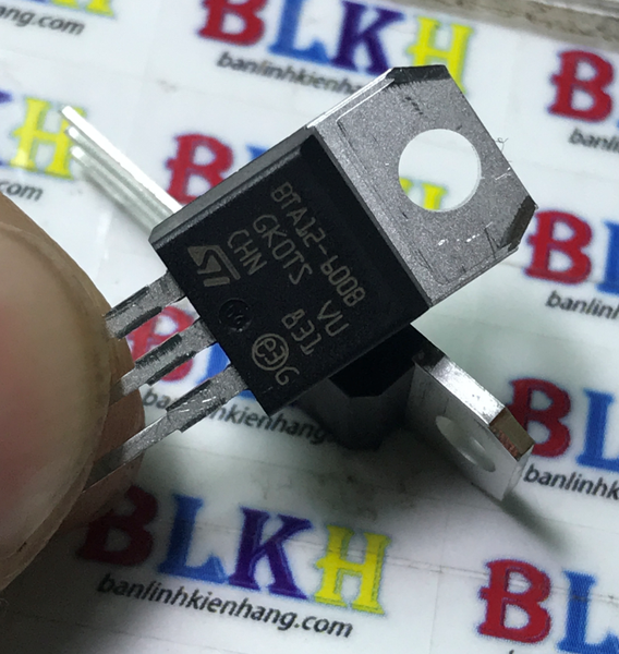2 Triac SCR BTA12-600B 12A 600V TO-220 chính hãng ST