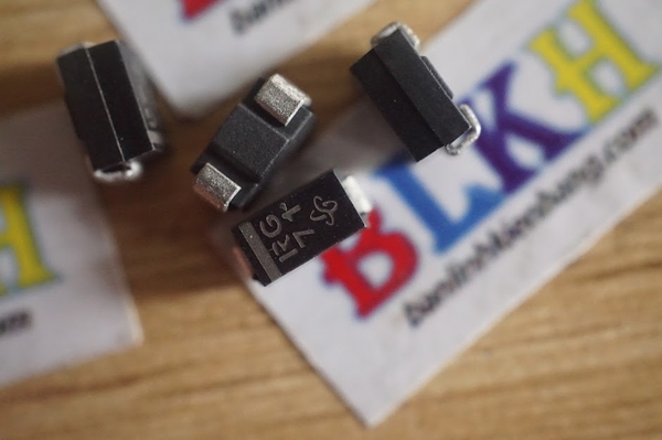 10 Diode TVS SMAJ58A 58V RG code chính hãng Vishay