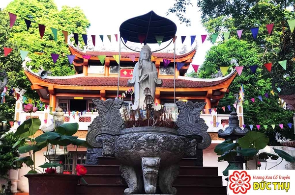 Bà Đá Đen - Đền Bà Đá Đen - Ngôi Đền Chúa Bà Đá Đen Hương Xưa Đức Thụ