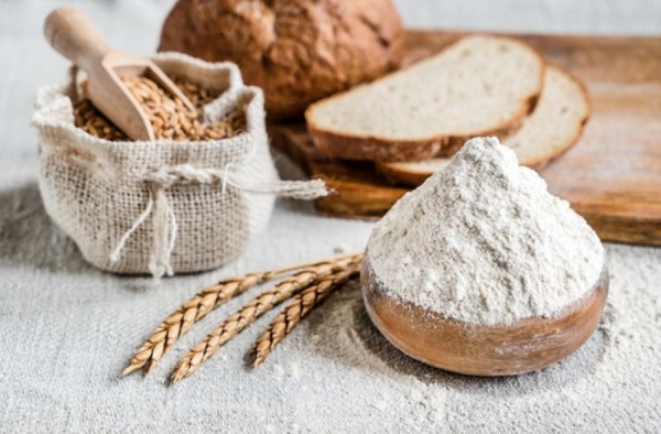 Tìm hiểu bột mì low gluten là gì và công dụng trong nấu ăn