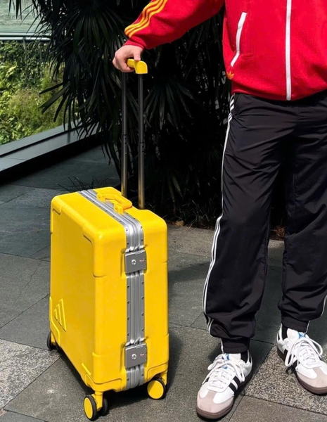 Vali Adidas Chính Hãng 2024 Màu Vàng Size 20 | CITISHOP