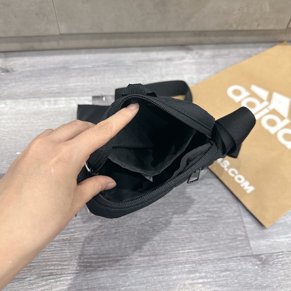 Túi Adidas Essentials Training Shoulder Bag Black [ HT4752 ] | CITISHOP