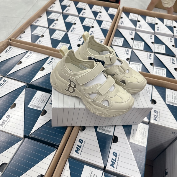 Sục MLB Big Ball Chunky Mask MLB 2024 Màu Trắng Kem [ 3ASDCH143-43BGS ...