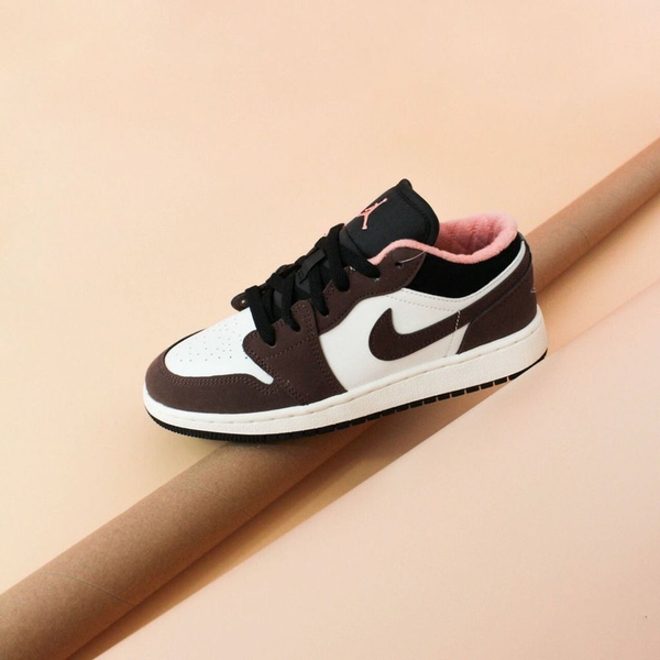 Giày Nike Air Jordan 1 Low SE 'Mocha' | Duyet Fashion