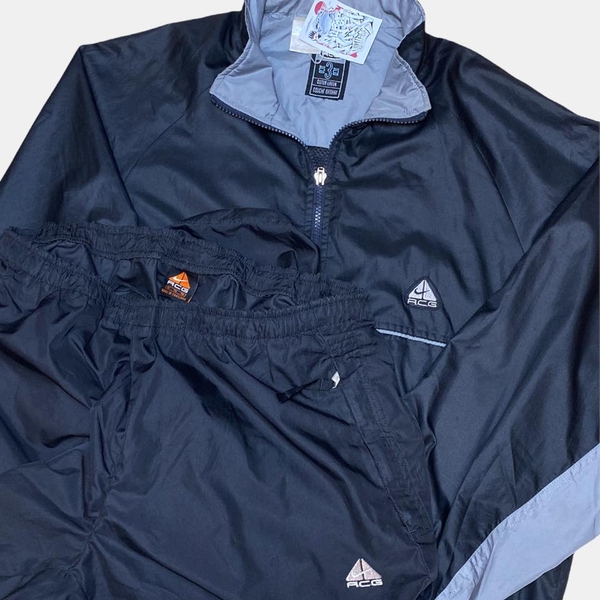 NIKE ACG TRACKSUIT