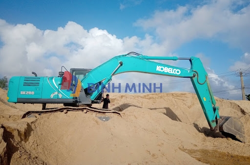 4 loại máy xúc thường được sử dụng tại Việt Nam - Nên chọn mua máy xúc