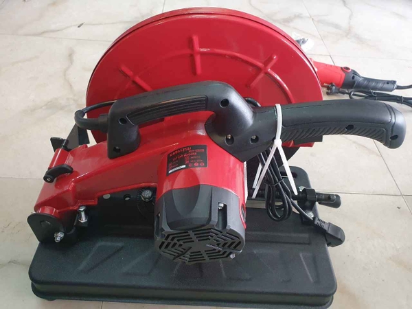 Máy Cắt Sắt 2300W Kamastsu KM-350 được sản xuất