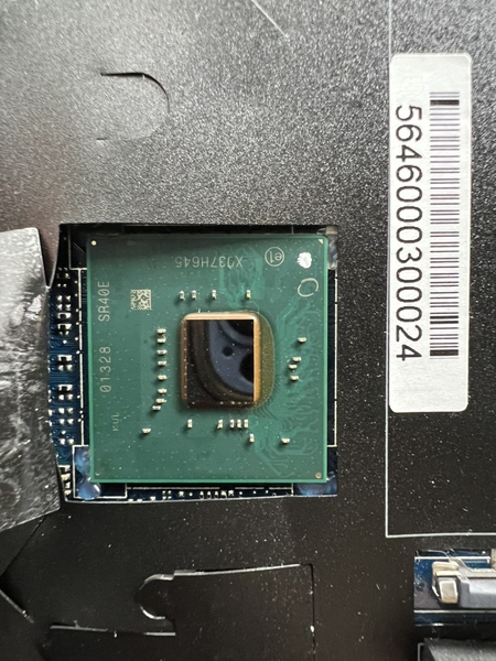 Main dell PRECISION 17 7730 M7730 SR3YZ / i7-8750H / SR40E / CM246 ...