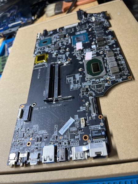 Main MSI GL65 GP65 10SCSR SRH8Q / i7-10750H , SRJAU / HM470 MS-16U81 ...