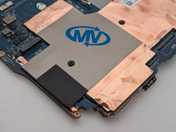 Main Dell Alienware M17 R5 AMD Ryzen 9 6900HX RX 6850M 16GB 0XV7MX LA-L656P