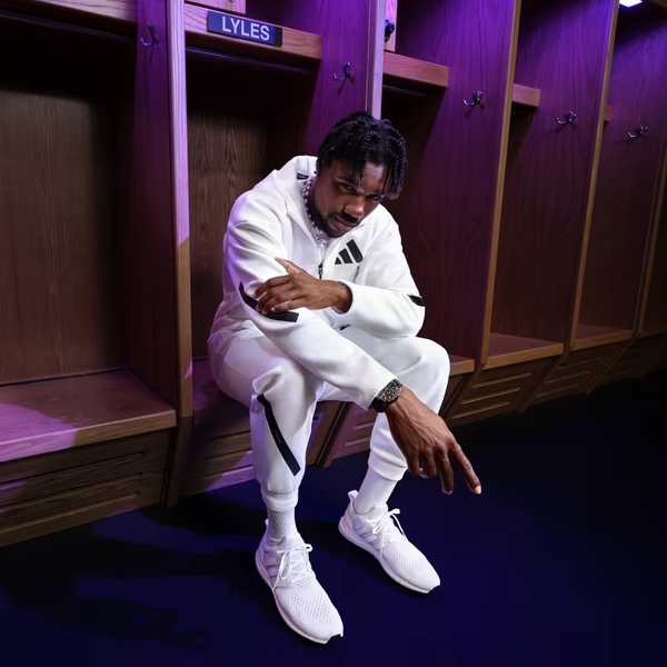 Quần Dài Chính Hãng - Adidas Z.N.E Essential Jogger White 2024 - JE7843