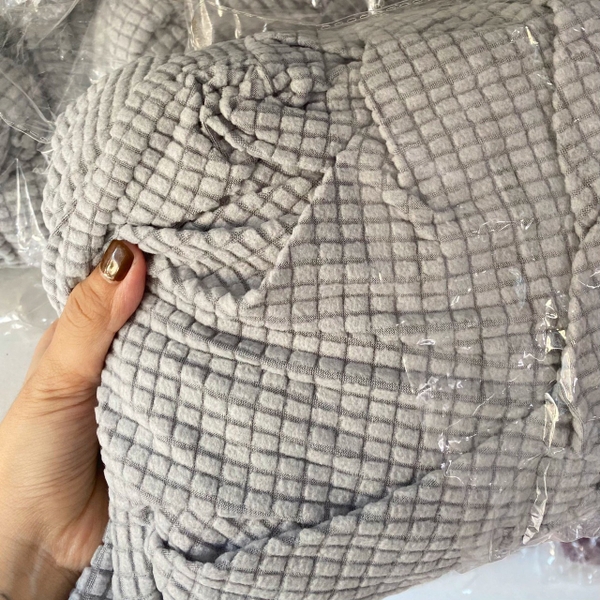 KITA-NG-PIXIE-1:-ÁO TRÙM NHUNG GÂN - MÀU XÁM GHI