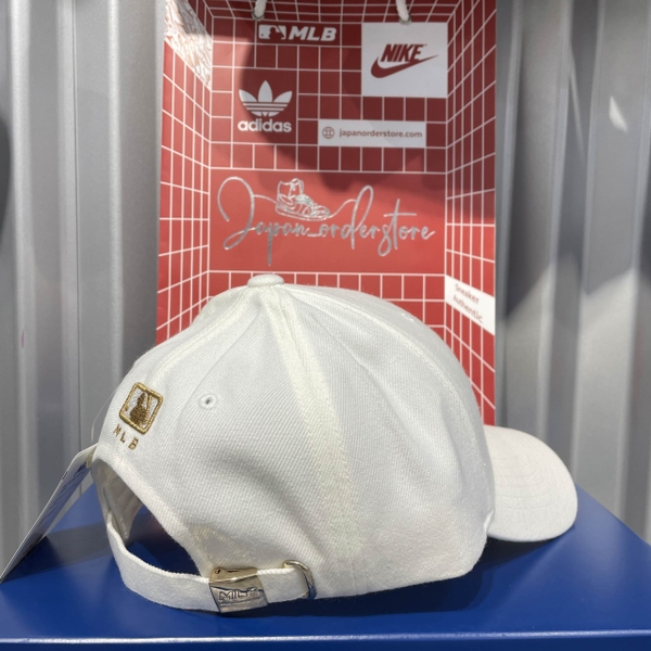 Nón MLB Metal Embroidery NY Yankees 3ACPIG01N-50WHS