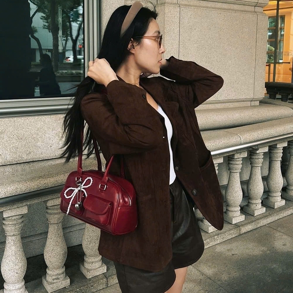 Túi Stand Oil Ruby Red Chubby Bag chính hãng