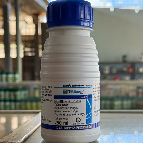 THUỐC TRỪ BỆNH TILT SUPER 300EC nongduocbichtram