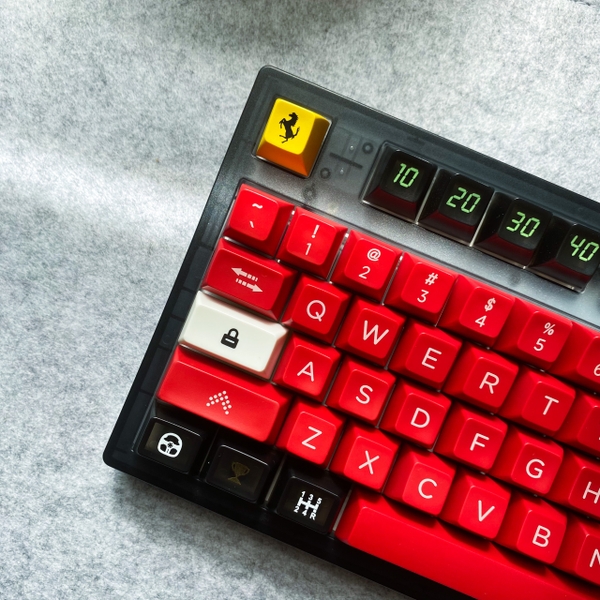 Bộ keycap Ferrari Racing SA tặng kèm miếng kê tay bàn phím | Kicap