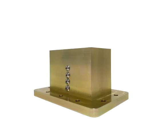 WR340 Waveguide Coaxial Adapter. UDR Flange, 2.2GHz to 3.3GHz N-Female