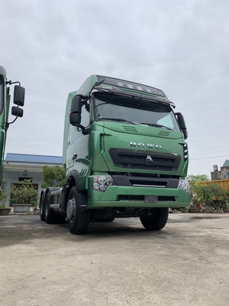 ĐẦU KÉO HOWO 420 CABIN A7 CÔNG TY TNHH XUẤT NHẬP KHẨU Ô TÔ NINH BÌNH