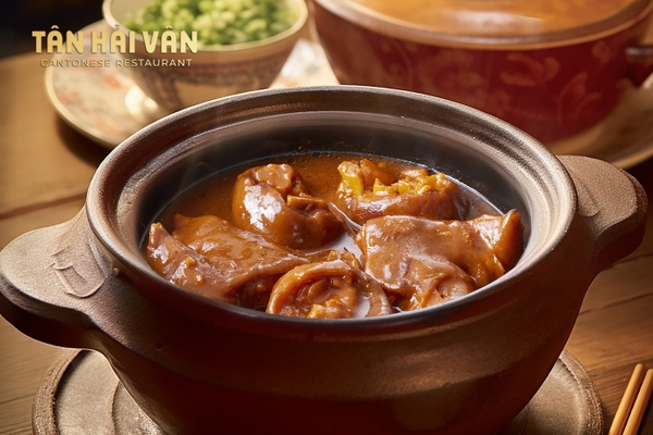 Giò Heo Hầm Chao Đỏ Tân Hải Vân | tanhaivan.com