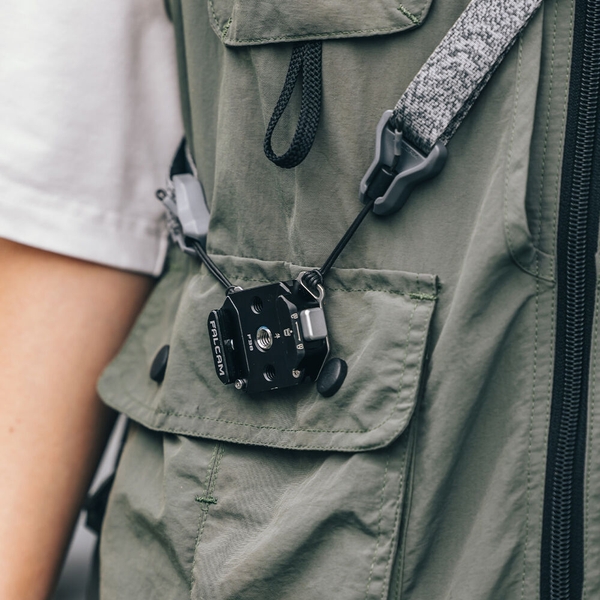 Falcam F38 Quick Release Shoulder Strap Base Attachment - F38B4405