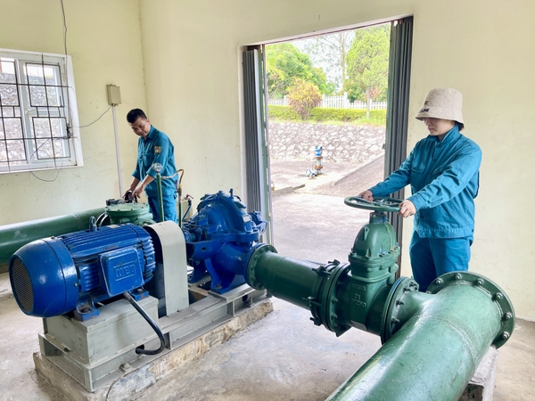 Đồng Triều nâng cao chất lượng sử dụng nước sạch cho người dân LAC VIET ...