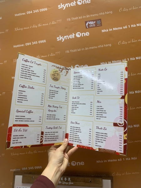 Combo Menu Khung Gỗ và Menu Fomex Cầm Tay Cho Quán Cafe