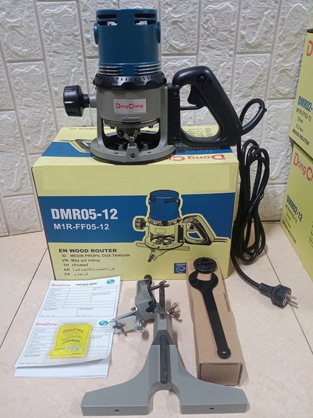 Máy soi mộng Dongcheng 1240W DMR05-12