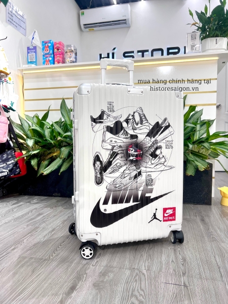 Vali Nike Sneakers Silhouette Size Ký Gửi 26 Trắng Kem AUTH