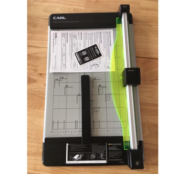 Bàn cắt giấy A3 CARL DC-230 | Công ty TNHH Dịch vụ kỹ thuật Metec