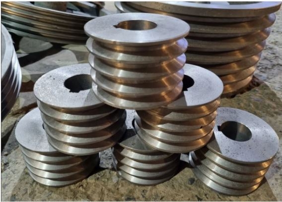 Puly gang 4 rãnh C đường kính 140mm honghavina.com