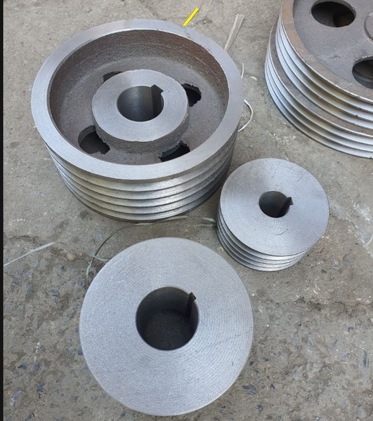 Puly gang 5 rãnh D đường kính 300mm - honghavina.com