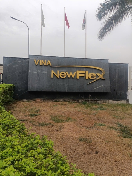 XỬ LÝ HỞ DẦU MÁY NÉN CÔNG TY NEWFLEX_ VĨNH PHÚC