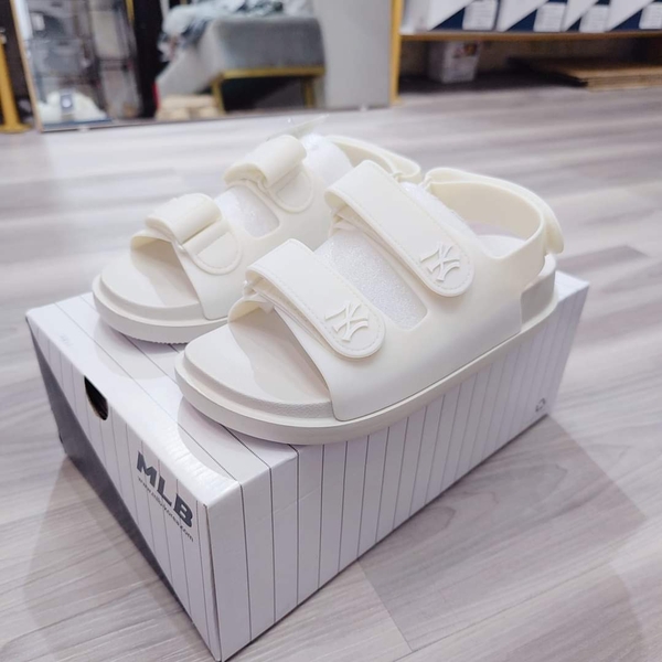 Dép Sandal MLB Chunky Logo NY 3ASDCBS33-50CRS Màu Trắng