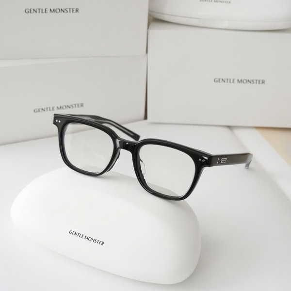Kính Cận Gentle Monster Evan 01 Màu Đen