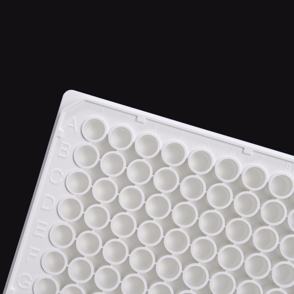 96-well microplate, white background, medium binding capacity