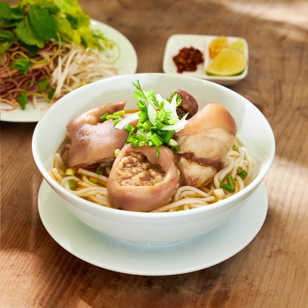 Cách nấu bún giò heo tại nhà, dễ thực hiện nhất