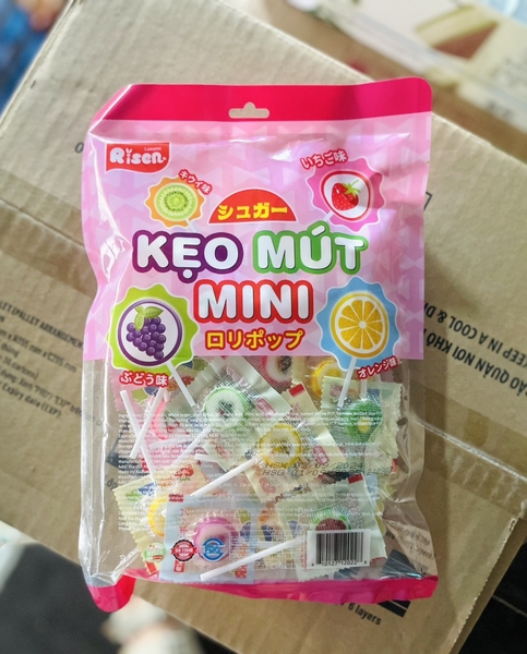 Kẹo mút Risen gói 300g/24