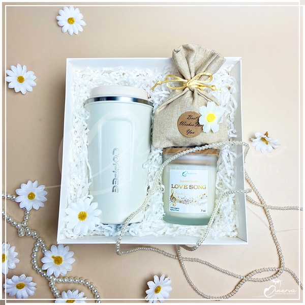 Innocent White Gift Set Minerva Gift - The box of sincerity