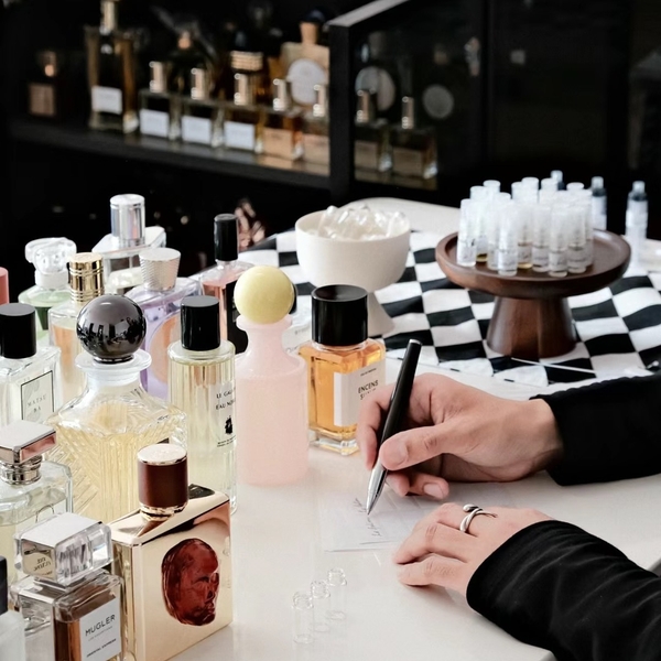 Khởi điểm, từ trạm đầu tiên của Floraison (Bông) | Florasion Perfumery