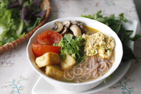 BÚN RIÊU CHAY Chef Q Shop