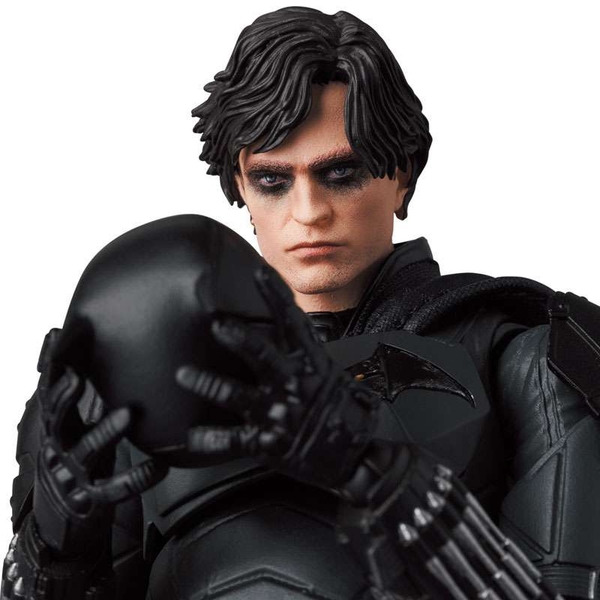 Mafex 188: Mafex The Batman