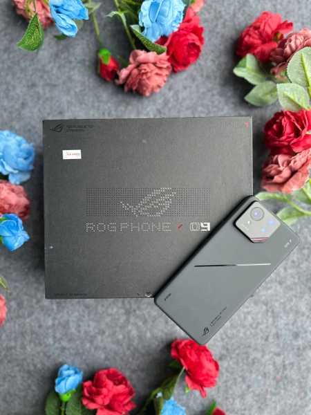 ASUS ROG Phone 9 Pro 5G (12|256) Snapdragon 8 Elite