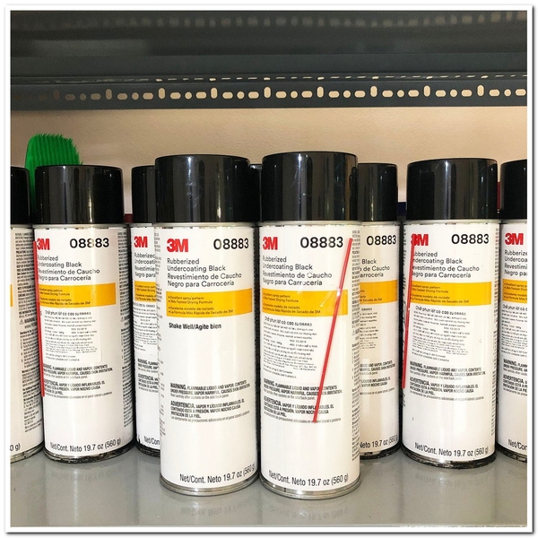 Chai xịt cao su đen phủ gầm chống ồn 3M 08883