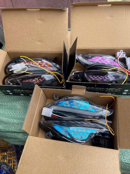 Cặp xinhan trước Wave A, S100 , S110 , Alpha Full Led Demi gắn như ZIN ...