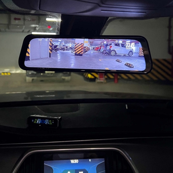 Cùng tìm hiểu camera lùi là gì và liệu bạn có nên lắp camera lùi hay l ...